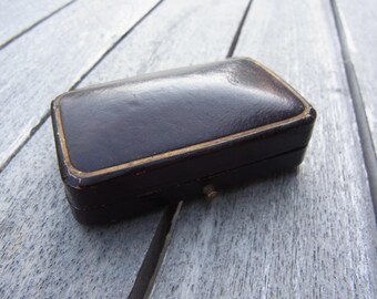 Brooch box | Etsy