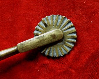 Pastry crimper | Etsy