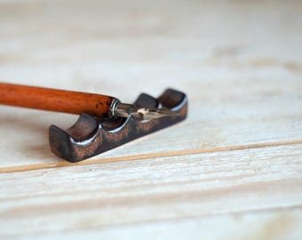 Brush rest | Etsy