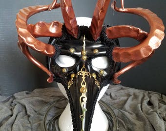 Blind Horned Mask