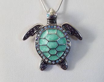 Sea turtle necklace | Etsy