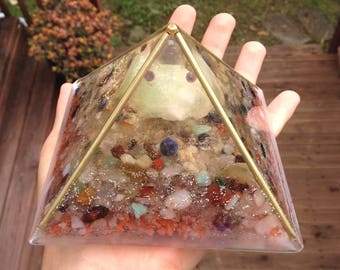 Healing pyramid | Etsy