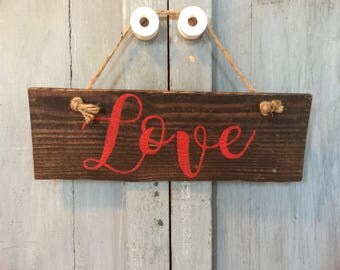 Love wall hanging | Etsy