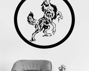 Wolf wall decal | Etsy