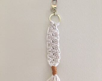 Macrame keychain | Etsy