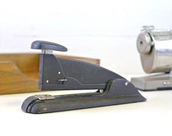 Vintage stapler | Etsy