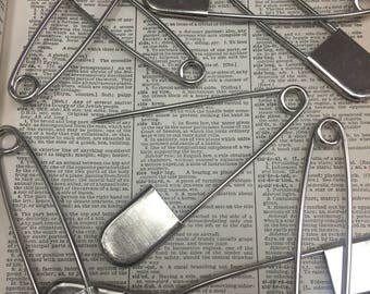 Vintage safety pins | Etsy