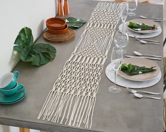 Macrame table runner | Etsy