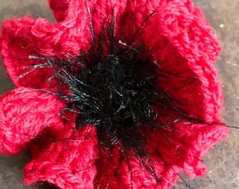 Crochet poppy flower brooch pattern DIY