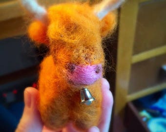 Needle felted cow | Etsy