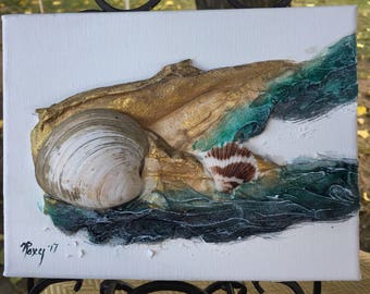 Painting on canvas with real seashells from Florida 3-D