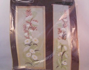 Vintage crewel kit | Etsy