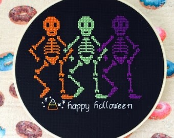 Knitting Pattern for Skeleton Dance Cowl