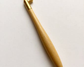 Tambour Embroidery Hook Wood Handle Various Needle Sizes