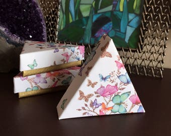 Triangle box | Etsy